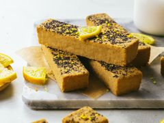 Healthy Lemon Protein Bars Recipe (Grain-Free) | Foodaciously