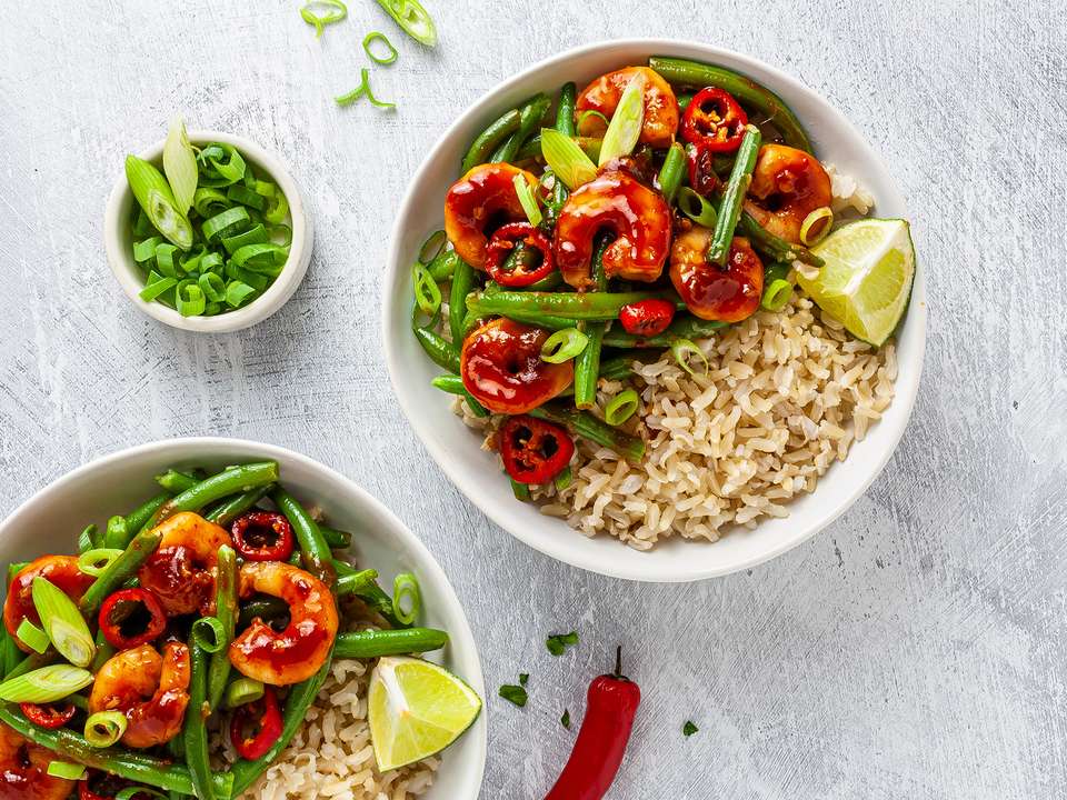 Sweet Chilli Prawn Rice Recipe | Foodaciously