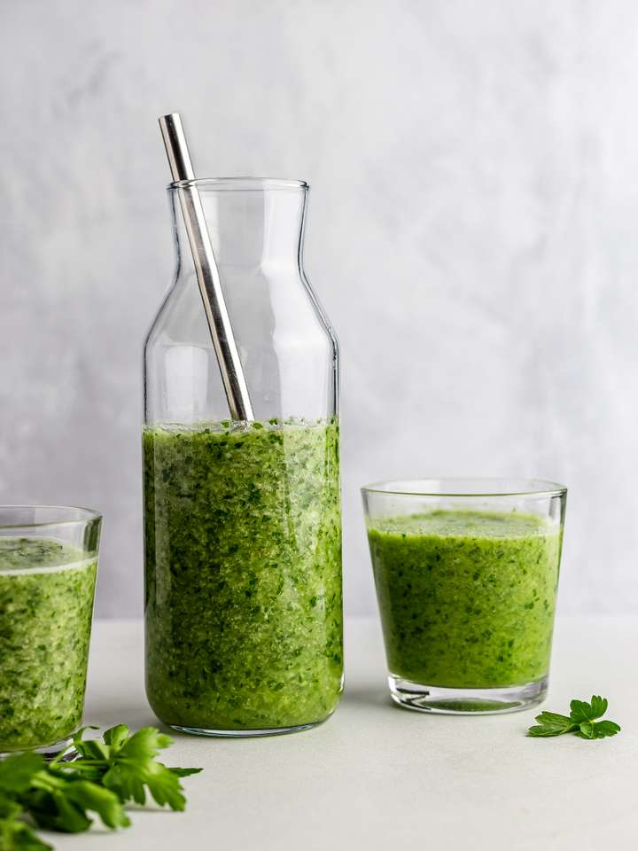Watercress and Blueberry Green Smoothie Recipe | Foodaciously