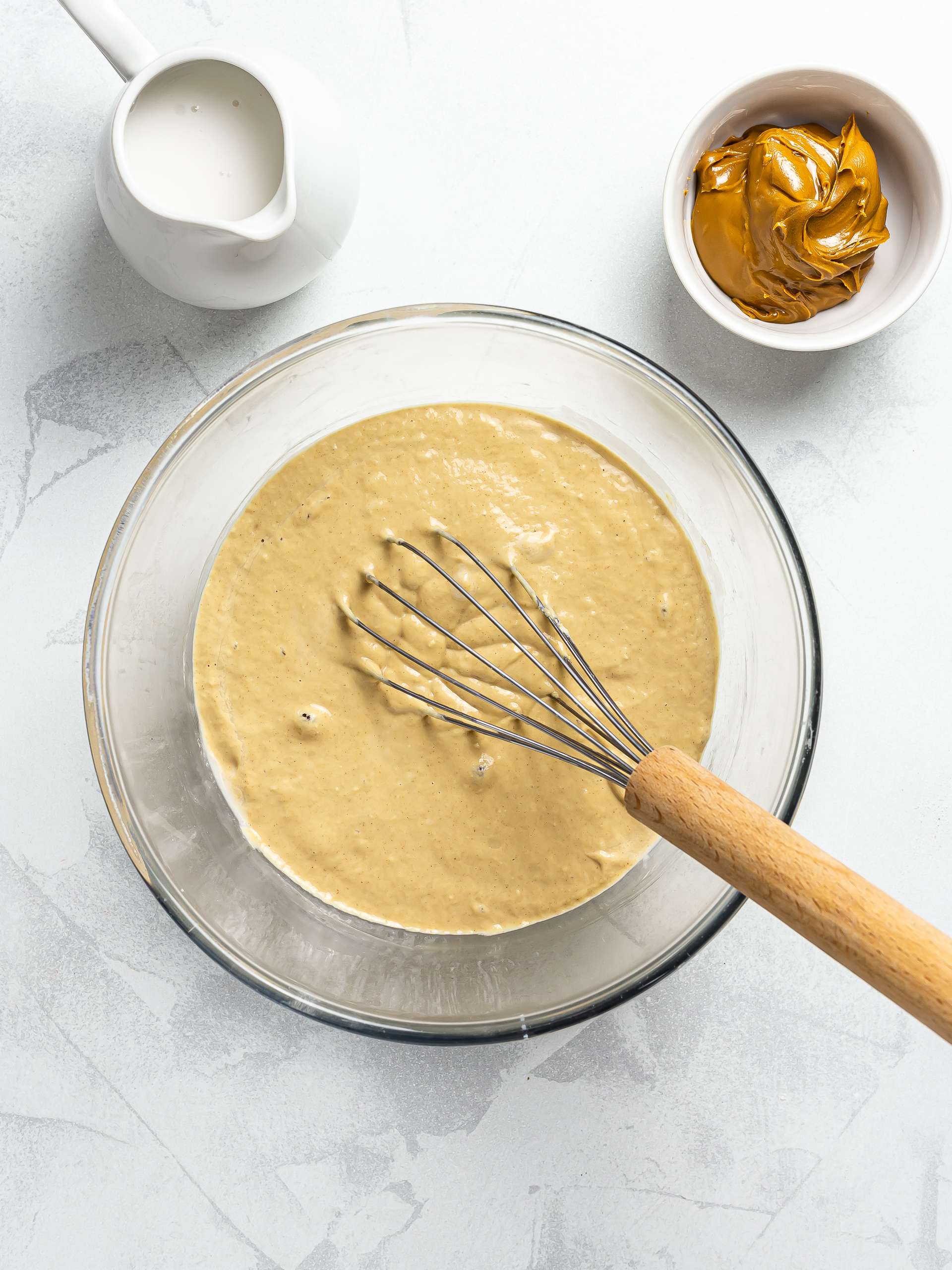 Lotus Biscoff Waffles (Vegan, 3 Ingredients) | Foodaciously