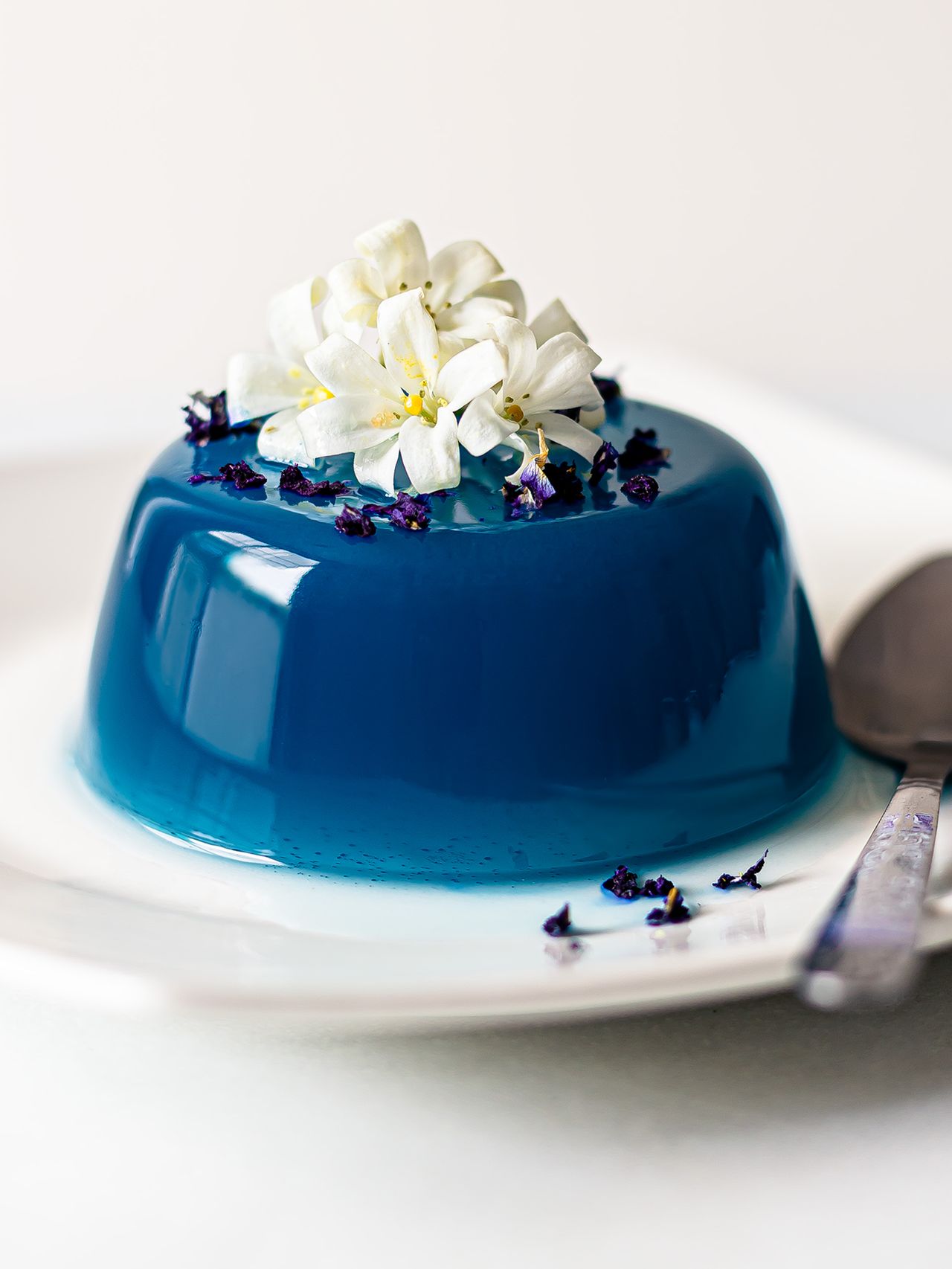 Butterfly Pea Simple Syrup (Sugar-Free Option) | Foodaciously