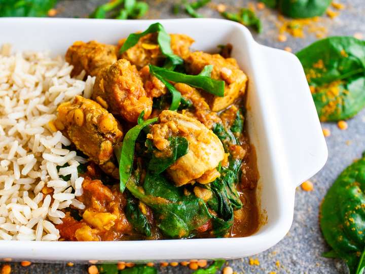 Dairy-free Healthy Simple Chicken Saag Recipe | Foodaciously