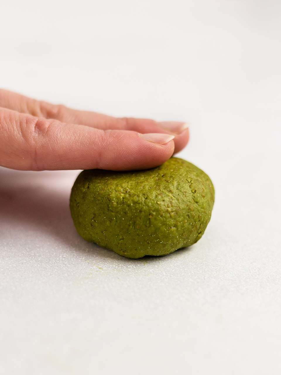 {Vegan, Sugar-Free} Matcha Manju | Foodaciously
