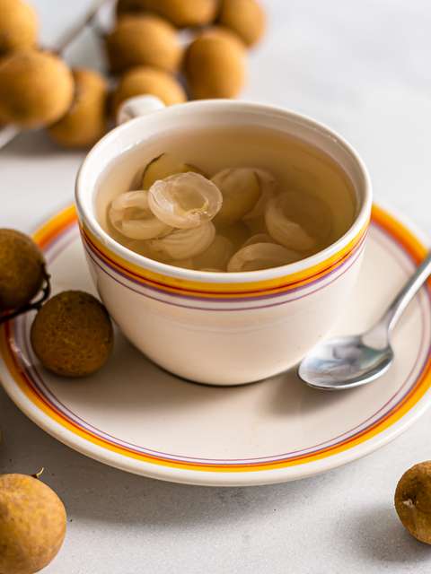 Longan Milk Tea | Foodaciously