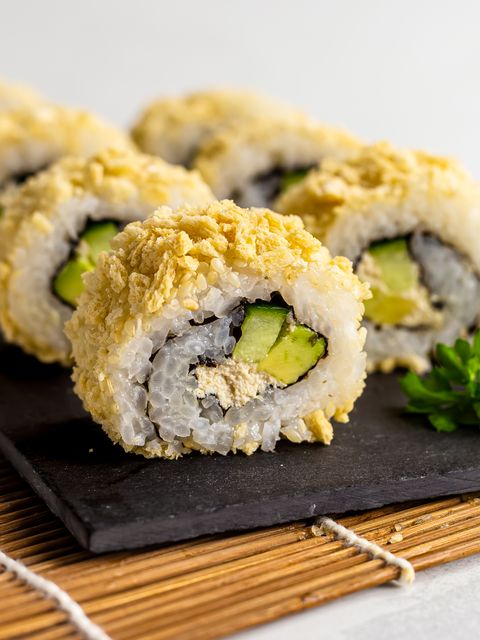 Vegan Mango Maki (Tropical Sushi Rolls) | Foodaciously