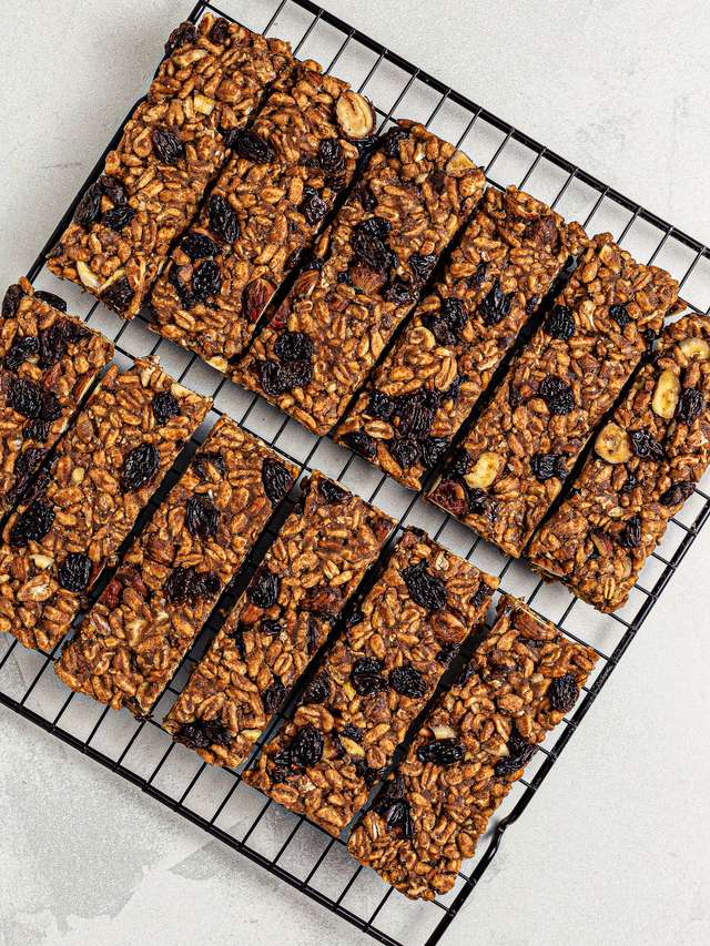 No Bake Puffed Rice Bars with Hazelnuts | Foodaciously