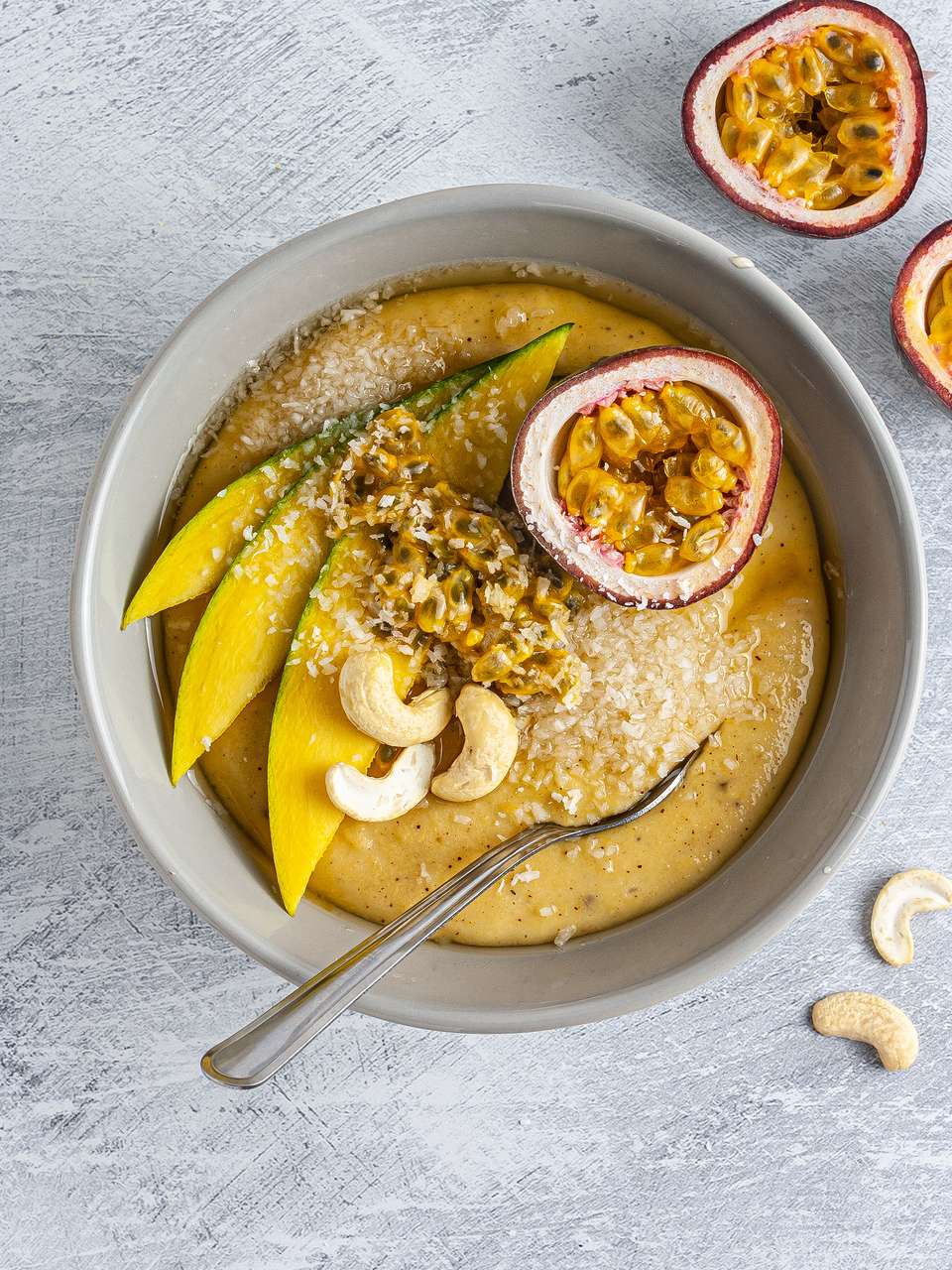 Ube Champorado (Vegan) | Foodaciously