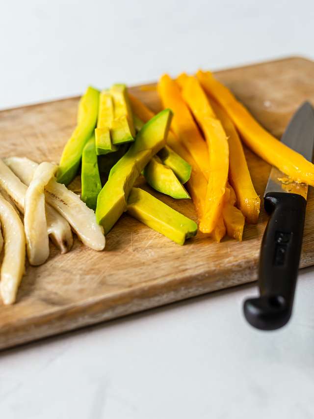 Vegan Mango Maki (Tropical Sushi Rolls) | Foodaciously