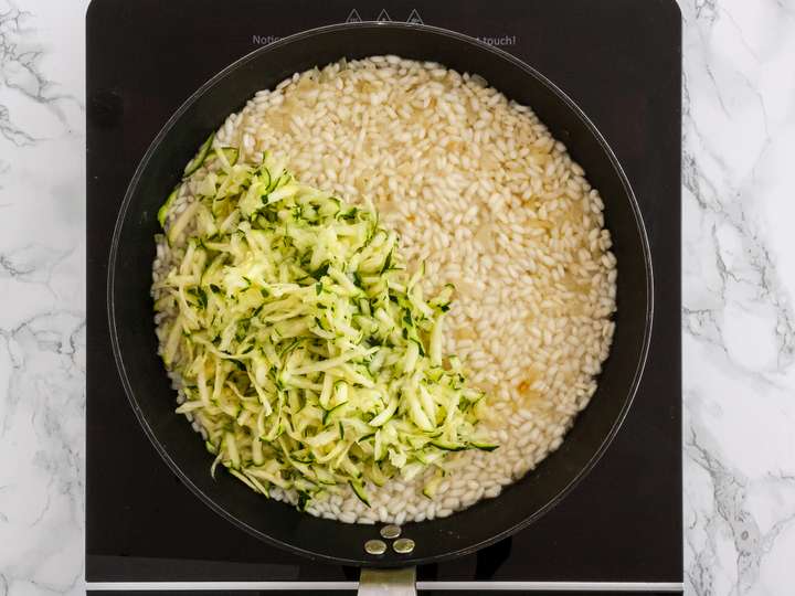 Creamy Courgette Risotto Recipe | Foodaciously