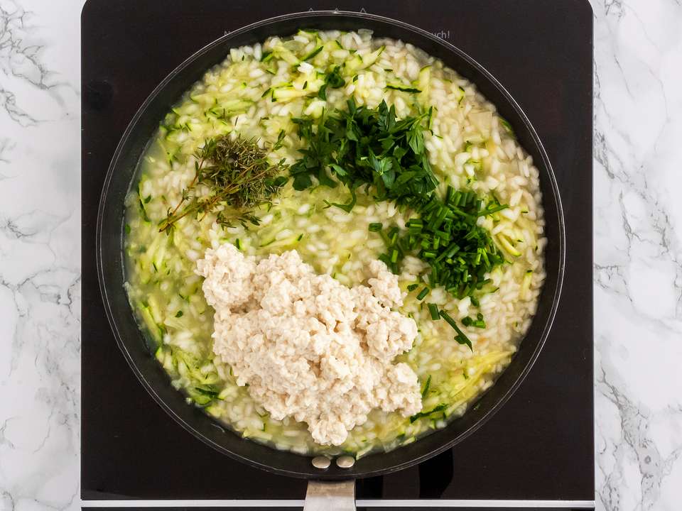 Creamy Courgette Risotto Recipe | Foodaciously