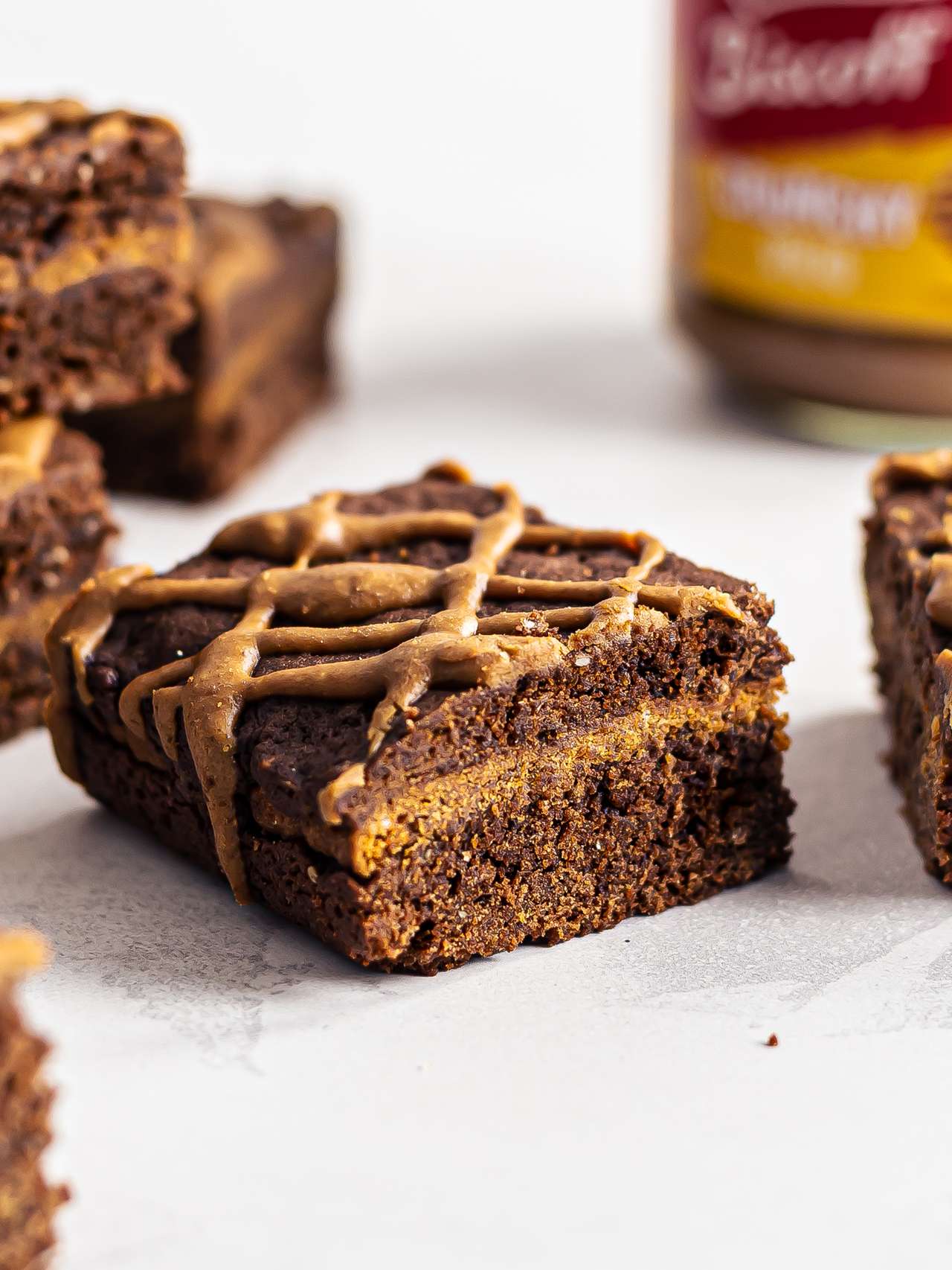 Lotus Biscoff Waffles (Vegan, 3 Ingredients) | Foodaciously