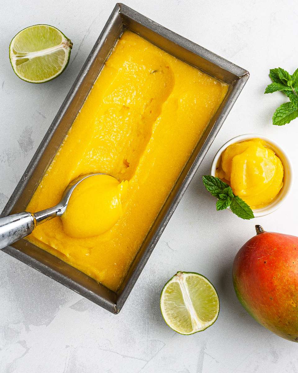 Mango Jelly (Sugar-Free) | Foodaciously