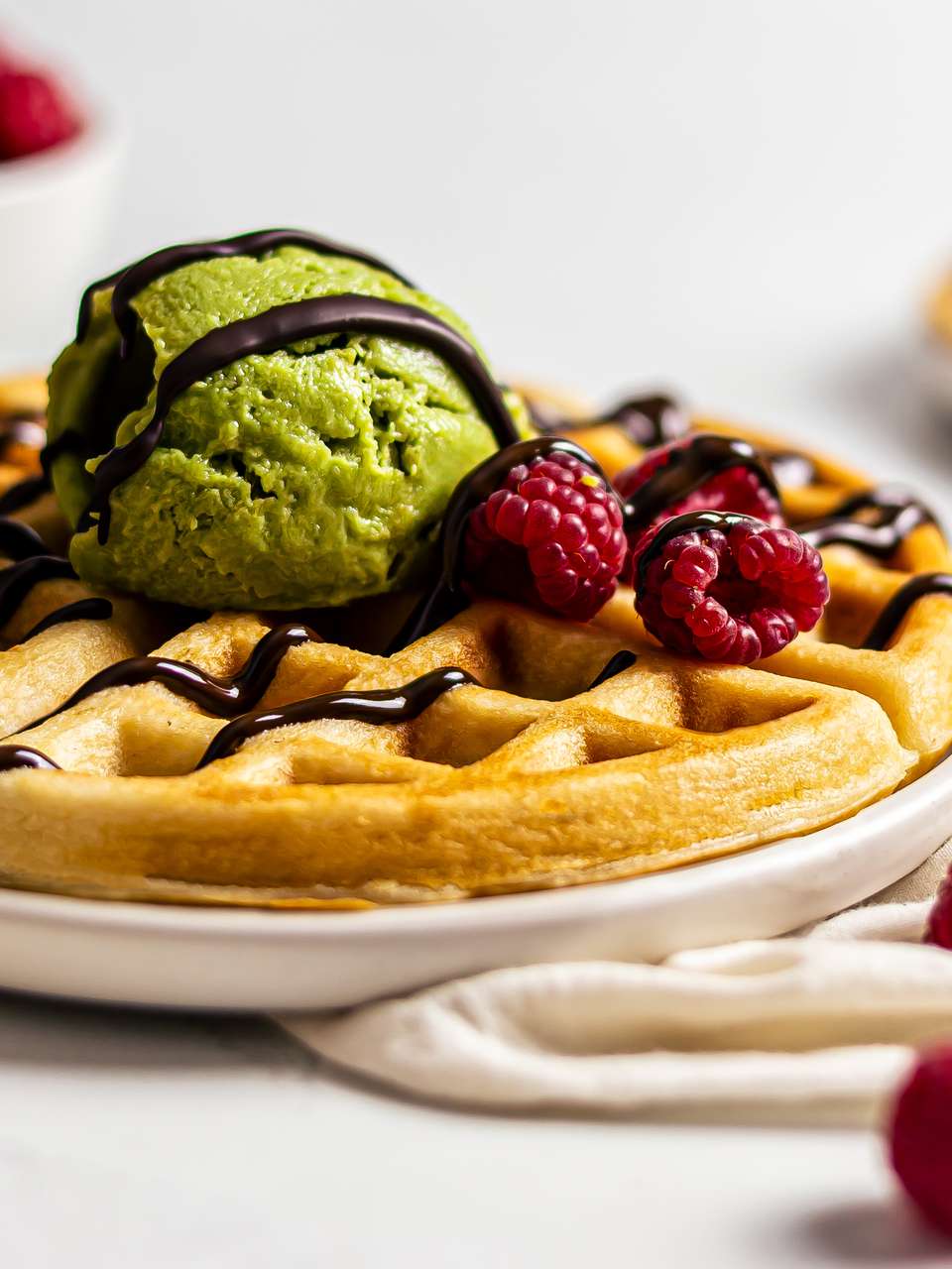 Vegan Mochi Brownies (3 Ingredients) | Foodaciously