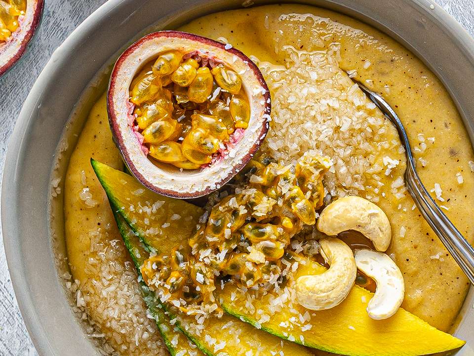 7 Delicious Ways to Use Passion Fruit | Foodaciously