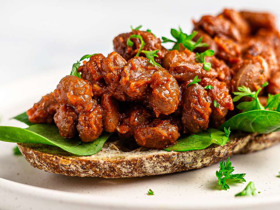 10 High-Protein Legume Recipes for Weight Loss | Foodaciously